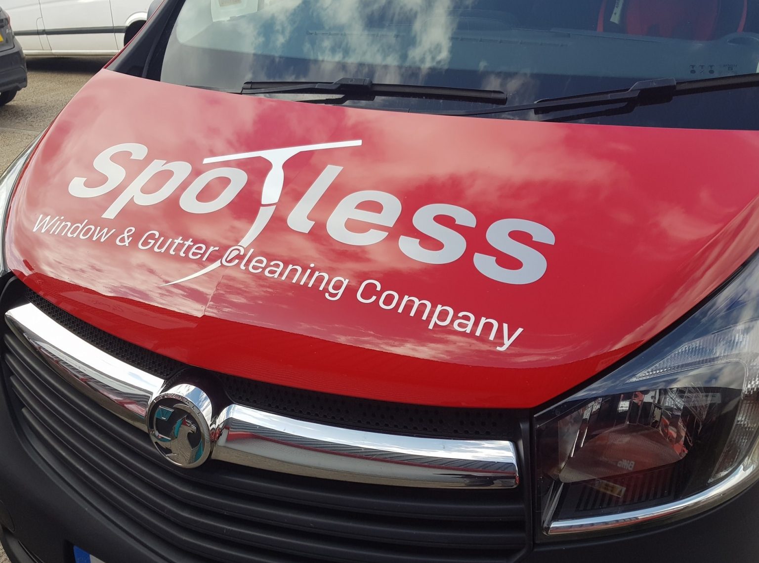 Window cleaner Aylesbury - Spotless Cleans
